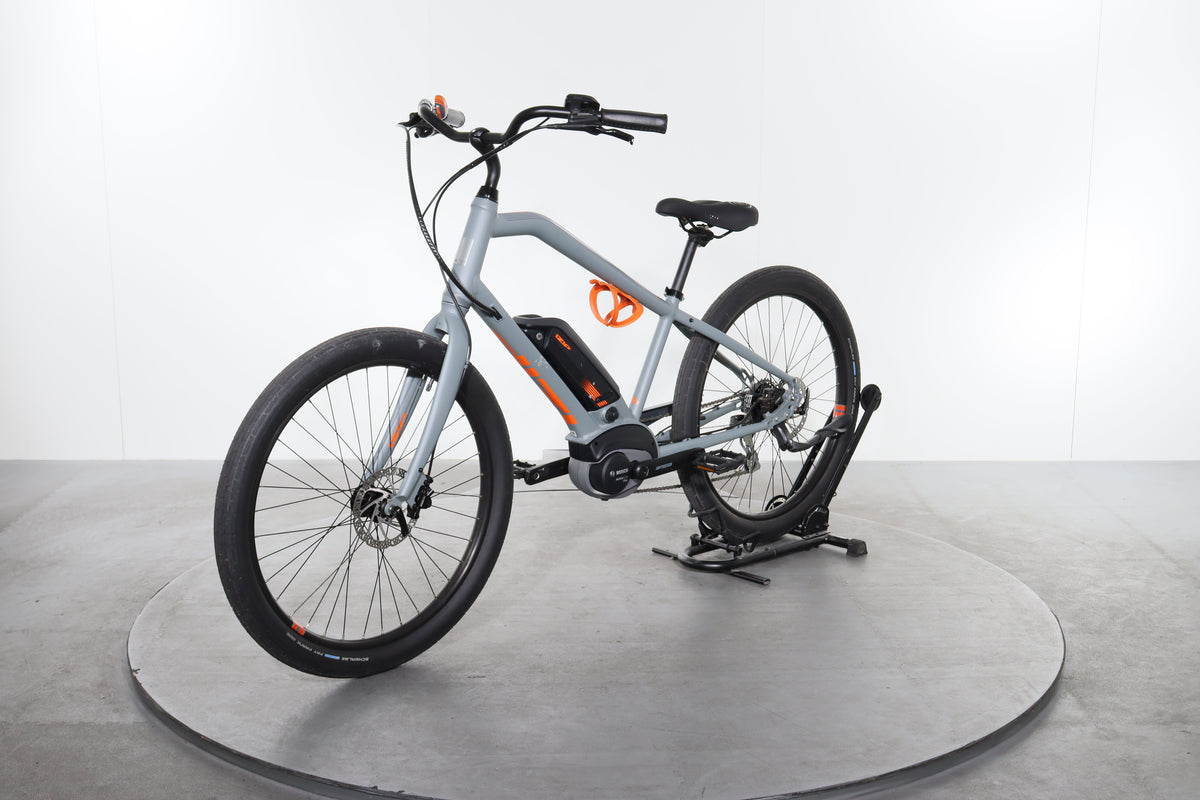 Certified iZip E3 Zuma Luxe 2.0 e-bike | Upway