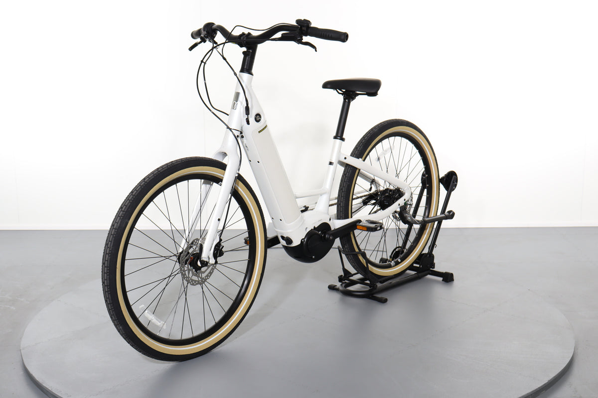Momentum Vida E+ Low-Step e-bike refurbished | Upway